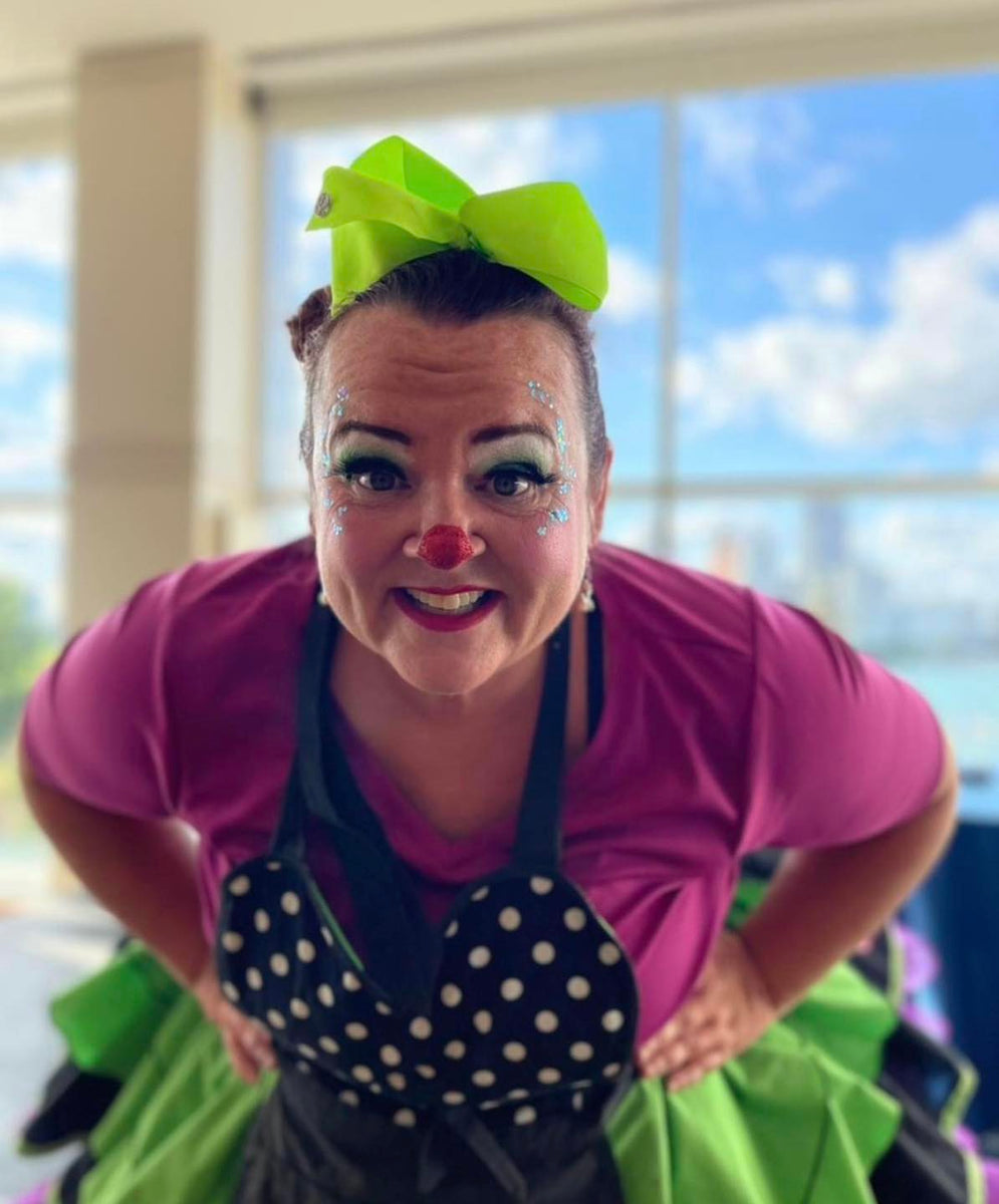 Dotsy's Holiday Magic Show – Dotsy's Entertainment Co.